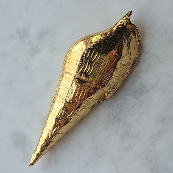 Vintage | Jewelry | Giant Vintage Shell Brooch | Poshmark